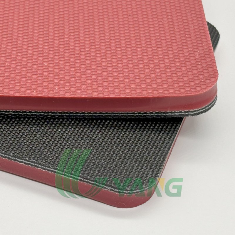 Small Golf Red Rubber Conveyor belt - UYANG BELTING